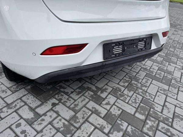 Balts Volvo V40 2015 Telšiai, ar dzinēja tilpumu 1.56 L un nobraukumu 221 tūkst. km par 5500 €, foto 10 vietnē AUTOMOTO.COM.LV