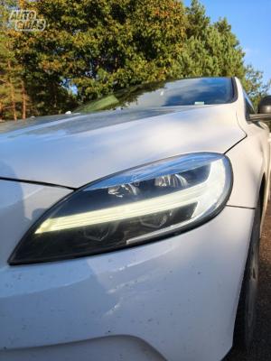Balts Volvo V40 2015 Palanga, ar dzinēja tilpumu 2.00 L un nobraukumu 233 tūkst. km par 8950 €, foto 11 vietnē AUTOMOTO.COM.LV