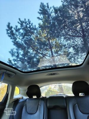 Balts Volvo V40 2015 Palanga, ar dzinēja tilpumu 2.00 L un nobraukumu 233 tūkst. km par 8950 €, foto 30 vietnē AUTOMOTO.COM.LV
