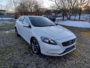Balts Volvo V40 2016 Rakvere, ar dzinēja tilpumu 2.00 L un nobraukumu 199 tūkst. km par 9900 €, foto 4 vietnē AUTOMOTO.COM.LV