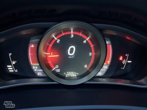 Balts Volvo V40 2016 Mažeikiai, ar dzinēja tilpumu 2.00 L un nobraukumu 278 tūkst. km par 5999 €, foto 10 vietnē AUTOMOTO.COM.LV