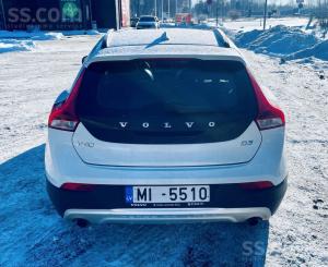 Balts Volvo V40 2016 Rīga, ar dzinēja tilpumu 2.00 L un nobraukumu 230 tūkst. km par 7750 €, foto 7 vietnē AUTOMOTO.COM.LV