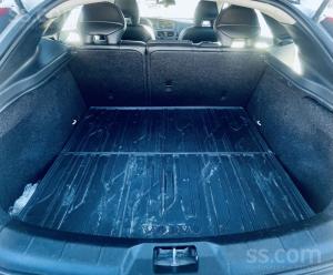 Balts Volvo V40 2016 Rīga, ar dzinēja tilpumu 2.00 L un nobraukumu 230 tūkst. km par 7750 €, foto 26 vietnē AUTOMOTO.COM.LV