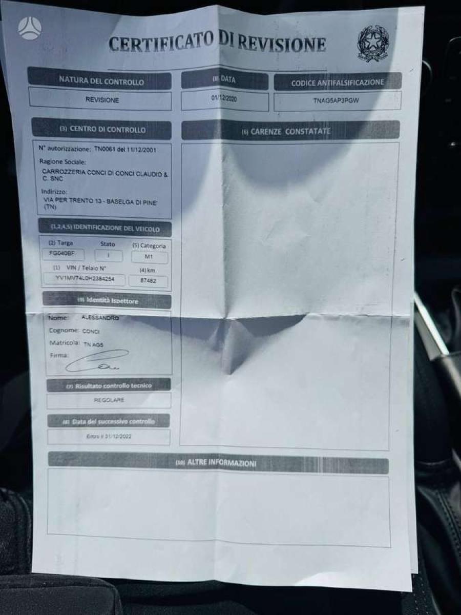 White Volvo V40 2016 in Kaunas, with an engine capacity of 1.97 L and mileage of 210 thousand km for 8800 €, photo 12 on AUTOMOTO.COM.LV