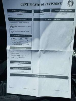 White Volvo V40 2016 in Kaunas, with an engine capacity of 1.97 L and mileage of 210 thousand km for 8800 €, photo 13 on AUTOMOTO.COM.LV