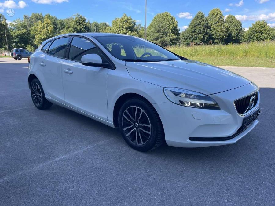 Balts Volvo V40 2016 Kauņa, ar dzinēja tilpumu 1.97 L un nobraukumu 196 tūkst. km par 6950 €, foto 7 vietnē AUTOMOTO.COM.LV