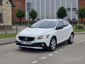 Balts Volvo V40 2016 Cēsis, ar dzinēja tilpumu 2.00 L un nobraukumu 262 tūkst. km par 7450 €, foto 3 vietnē AUTOMOTO.COM.LV