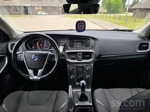 Balts Volvo V40 2016 Cēsis, ar dzinēja tilpumu 2.00 L un nobraukumu 262 tūkst. km par 7450 €, foto 15 vietnē AUTOMOTO.COM.LV