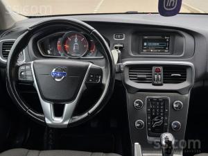 Balts Volvo V40 2016 Cēsis, ar dzinēja tilpumu 2.00 L un nobraukumu 262 tūkst. km par 7450 €, foto 17 vietnē AUTOMOTO.COM.LV