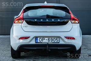 Balts Volvo V40 2016 Rīga, ar dzinēja tilpumu 2.00 L un nobraukumu 280 tūkst. km par 7500 €, foto 6 vietnē AUTOMOTO.COM.LV