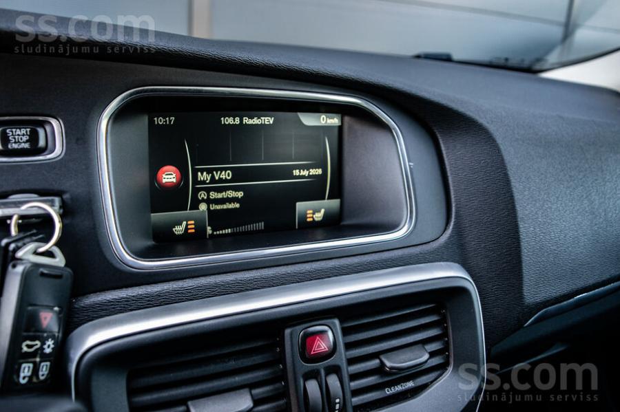 Balts Volvo V40 2016 Rīga, ar dzinēja tilpumu 2.00 L un nobraukumu 280 tūkst. km par 7500 €, foto 26 vietnē AUTOMOTO.COM.LV