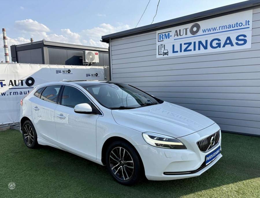 Balts Volvo V40 2016 Panevēža, ar dzinēja tilpumu 1.97 L un nobraukumu 328 tūkst. km par 7800 €, foto 4 vietnē AUTOMOTO.COM.LV