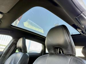 Balts Volvo V40 2016 Panevēža, ar dzinēja tilpumu 1.97 L un nobraukumu 328 tūkst. km par 7800 €, foto 14 vietnē AUTOMOTO.COM.LV
