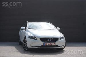 Balts Volvo V40 2016 Rīga, ar dzinēja tilpumu 2.00 L un nobraukumu 276 tūkst. km par 7290 €, foto 3 vietnē AUTOMOTO.COM.LV