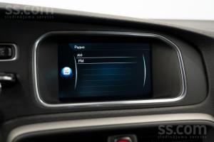 Balts Volvo V40 2016 Rīga, ar dzinēja tilpumu 2.00 L un nobraukumu 249 tūkst. km par 5900 €, foto 21 vietnē AUTOMOTO.COM.LV