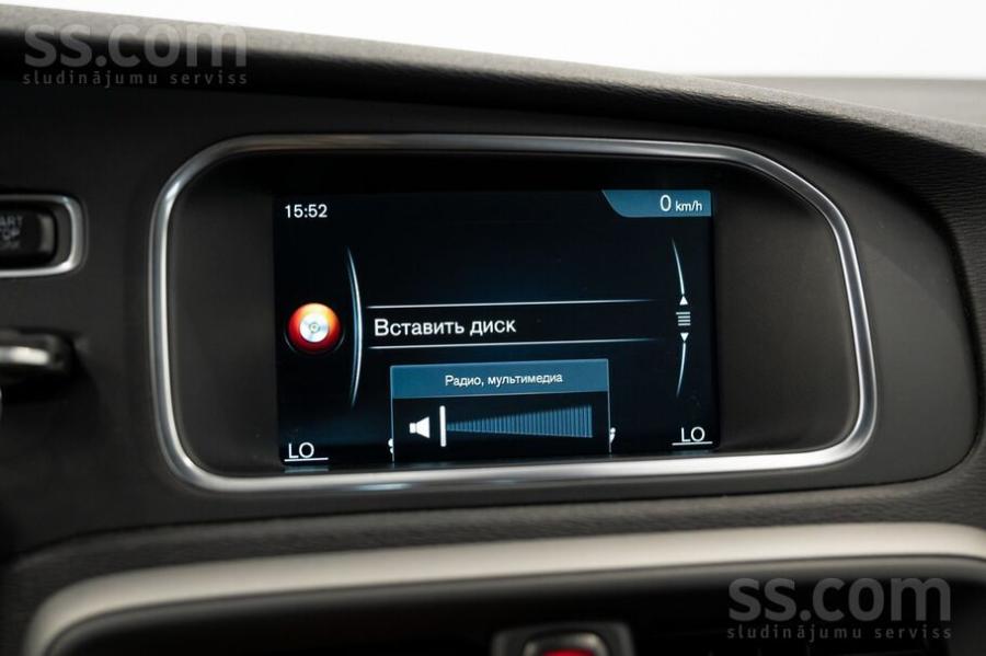 Balts Volvo V40 2016 Rīga, ar dzinēja tilpumu 2.00 L un nobraukumu 249 tūkst. km par 5900 €, foto 22 vietnē AUTOMOTO.COM.LV