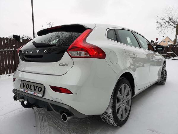 Balts Volvo V40 2017 Šauļi, ar dzinēja tilpumu 1.97 L un nobraukumu 185 tūkst. km par 7950 €, foto 6 vietnē AUTOMOTO.COM.LV