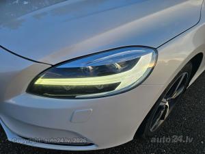 White Volvo V40 2017 in Paide, with an engine capacity of 2.00 L and mileage of 247 thousand km for 9350 €, photo 23 on AUTOMOTO.COM.LV
