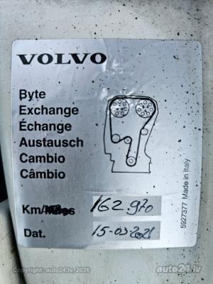 White Volvo V40 2017 in Paide, with an engine capacity of 2.00 L and mileage of 247 thousand km for 9350 €, photo 28 on AUTOMOTO.COM.LV