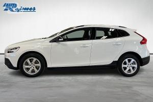 Balts Volvo V40 2018 Kauņa, ar dzinēja tilpumu 0.00 L un nobraukumu 23 tūkst. km par 23529 €, foto 3 vietnē AUTOMOTO.COM.LV