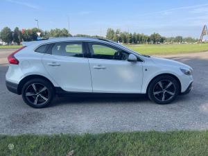 Balts Volvo V40 2015 Kauņa, ar dzinēja tilpumu 1.97 L un nobraukumu 250 tūkst. km par 7750 €, foto 9 vietnē AUTOMOTO.COM.LV