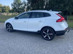 Balts Volvo V40 2015 Kauņa, ar dzinēja tilpumu 1.97 L un nobraukumu 250 tūkst. km par 7750 €, foto 16 vietnē AUTOMOTO.COM.LV