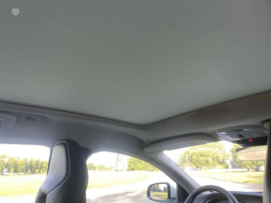 Balts Volvo V40 2015 Kauņa, ar dzinēja tilpumu 1.97 L un nobraukumu 250 tūkst. km par 7750 €, foto 34 vietnē AUTOMOTO.COM.LV