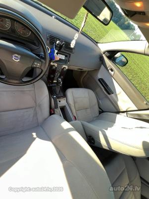 Beige Volvo V50 2006 in Narva, with an engine capacity of 2.00 L and mileage of 375 thousand km for 1999 €, photo 7 on AUTOMOTO.COM.LV