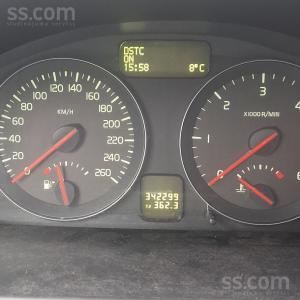 Melns Volvo V50 2009 Rīga, ar dzinēja tilpumu 2.00 L un nobraukumu 342 tūkst. km par 1500 €, foto 6 vietnē AUTOMOTO.COM.LV