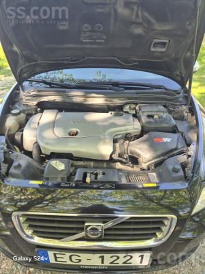 Melns Volvo V50 2008 Jelgava, ar dzinēja tilpumu 2.40 L un nobraukumu 340 tūkst. km par 3000 €, foto 7 vietnē AUTOMOTO.COM.LV