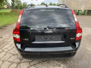 Melns Volvo V50 2004 Rīga, ar dzinēja tilpumu 2.00 L un nobraukumu 315 tūkst. km par 700 €, foto 2 vietnē AUTOMOTO.COM.LV