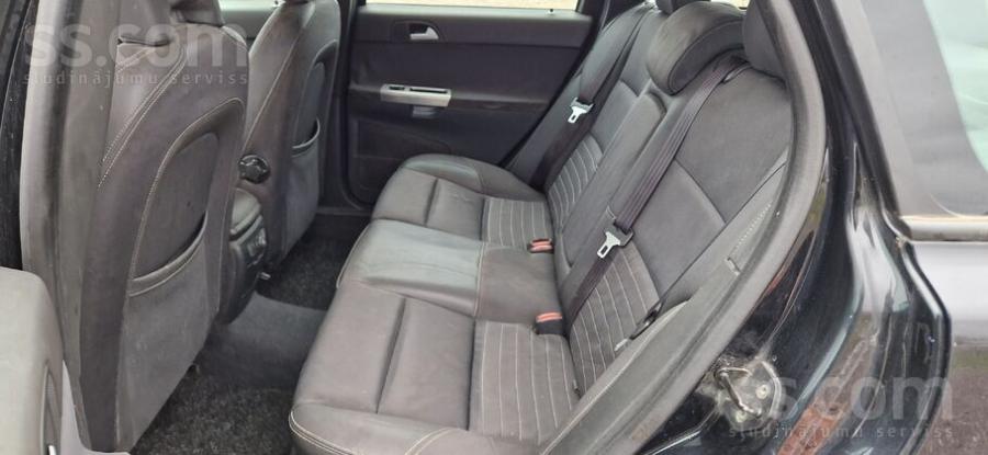 Black Volvo V50 2004 in Daugavpils, with an engine capacity of 2.00 L and mileage of 255 thousand km for 1999 €, photo 21 on AUTOMOTO.COM.LV
