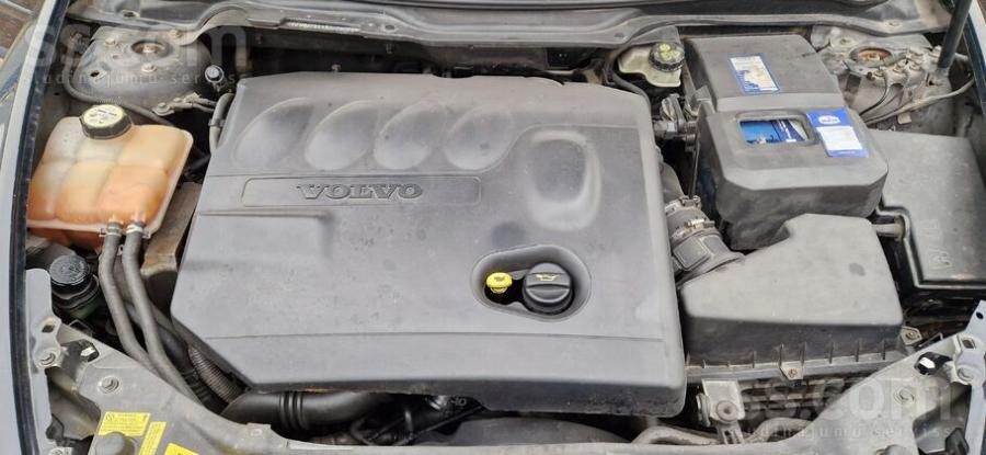 Black Volvo V50 2004 in Daugavpils, with an engine capacity of 2.00 L and mileage of 255 thousand km for 1999 €, photo 26 on AUTOMOTO.COM.LV