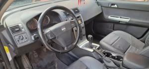 Melns Volvo V50 2004 Valmiera, ar dzinēja tilpumu 2.00 L un nobraukumu 388 tūkst. km par 1250 €, foto 9 vietnē AUTOMOTO.COM.LV