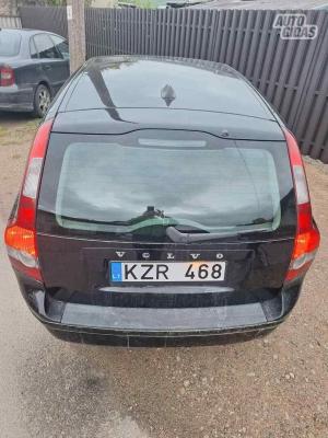 Melns Volvo V50 2005 Šauļi, ar dzinēja tilpumu 1.60 L un nobraukumu 290 tūkst. km par 1550 €, foto 5 vietnē AUTOMOTO.COM.LV