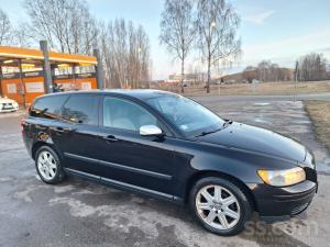 Melns Volvo V50 2005 Rīga, ar dzinēja tilpumu 1.60 L un nobraukumu 374 tūkst. km par 2000 €, foto 3 vietnē AUTOMOTO.COM.LV