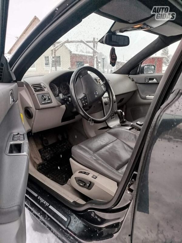 Melns Volvo V50 2005 Jonava, ar dzinēja tilpumu 2.00 L un nobraukumu 4 tūkst. km par 900 €, foto 8 vietnē AUTOMOTO.COM.LV