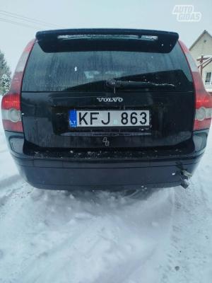 Black Volvo V50 2005 in Jonava, with an engine capacity of 2.00 L and mileage of 4 thousand km for 900 €, photo 14 on AUTOMOTO.COM.LV