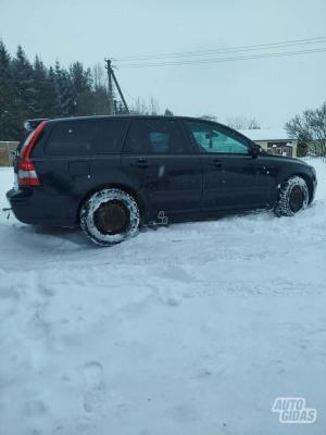 Black Volvo V50 2005 in Jonava, with an engine capacity of 2.00 L and mileage of 4 thousand km for 900 €, photo 16 on AUTOMOTO.COM.LV