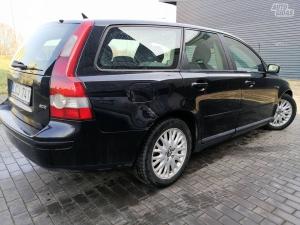 Melns Volvo V50 2005 Kauņa, ar dzinēja tilpumu 2.00 L un nobraukumu 240 tūkst. km par 1200 €, foto 2 vietnē AUTOMOTO.COM.LV