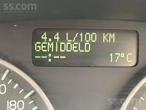 Black Volvo V50 2005 in Cesis, with an engine capacity of 1.60 L and mileage of 0 thousand km for 1390 €, photo 14 on AUTOMOTO.COM.LV