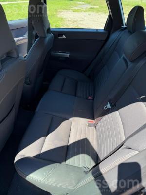 Black Volvo V50 2005 in Riga, with an engine capacity of 2.00 L and mileage of 0 thousand km for 590 €, photo 8 on AUTOMOTO.COM.LV