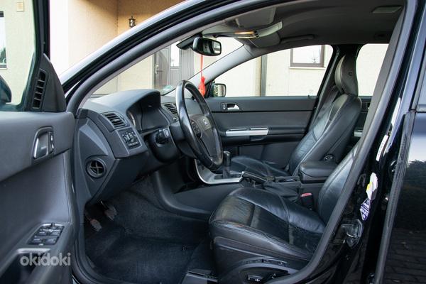Melns Volvo V50 2005 Paide, ar dzinēja tilpumu 2.00 L un nobraukumu 256 tūkst. km par 3590 €, foto 5 vietnē AUTOMOTO.COM.LV
