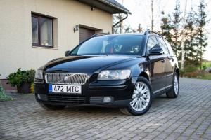 Black Volvo V50 2005 in Paide, with an engine capacity of 2.00 L and mileage of 256 thousand km for 3590 €, photo 17 on AUTOMOTO.COM.LV