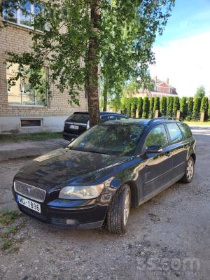 Черный Вольво В50 2005 в Гулбене, объемом двигателя 1.80 л и пробегом 305 тыс. км за 1000 €, фото  на AUTOMOTO.COM.LV