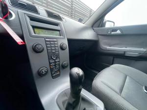 Черный Вольво В50 2005 в Рига, объемом двигателя 2.00 л и пробегом 0 тыс. км за 2300 €, фото 11 на AUTOMOTO.COM.LV