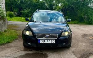Melns Volvo V50 2005 Jelgava, ar dzinēja tilpumu 2.00 L un nobraukumu 476 tūkst. km par 1500 €, foto 3 vietnē AUTOMOTO.COM.LV