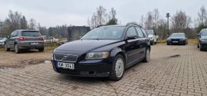 Black Volvo V50 2005 in Valmiera, with an engine capacity of 2.00 L and mileage of 363 thousand km for 1150 €, photo 7 on AUTOMOTO.COM.LV