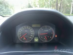 Black Volvo V50 2005 in Riga, with an engine capacity of 2.00 L and mileage of 0 thousand km for 1490 €, photo 18 on AUTOMOTO.COM.LV