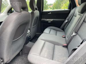 Melns Volvo V50 2005 Valmiera, ar dzinēja tilpumu 1.60 L un nobraukumu 355 tūkst. km par 2150 €, foto 10 vietnē AUTOMOTO.COM.LV